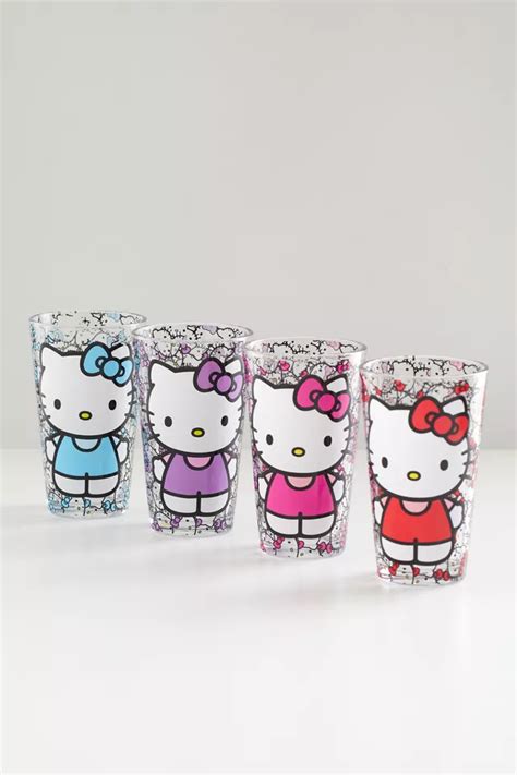 Hello Kitty 16 Oz Pint Glass Set Urban Outfitters Canada