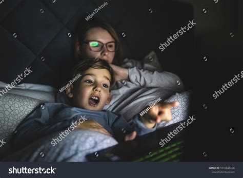 Mom Son Watch Tv Images Stock Photos Vectors Shutterstock