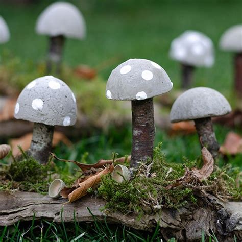 DIY Herbstliche Tischdeko Wie Du Pilze Aus Beton Selbst Machst