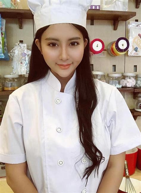 Pong Kyubi ยูทูปเบอร์ สาวแซ่บแห่งเวียดนาม อกสะบึ้ม หุ่นเซี๊ยะ ทีเด็ด