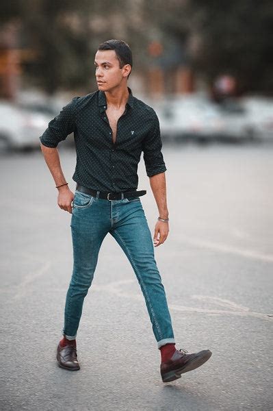 Dark Blue Jeans Outfit