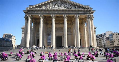Société Mobilisation Choc à Paris Pour Dénoncer Le 101ème Féminicide