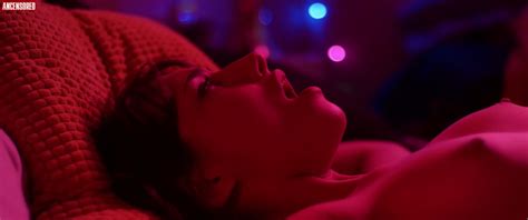 Naked Cintia Ballbé in Uncoloured Girl