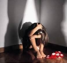 29 Uomini Abusano Di Una Ragazzina Di 13 Anni