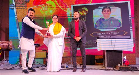 Brahma Kumaris Felicitated With Women Achievers Award Brahma Kumaris News