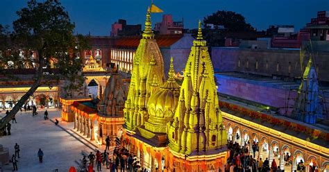 Uttar Pradesh Cops To Don Priests Attire In Kashi Vishwanath Temple
