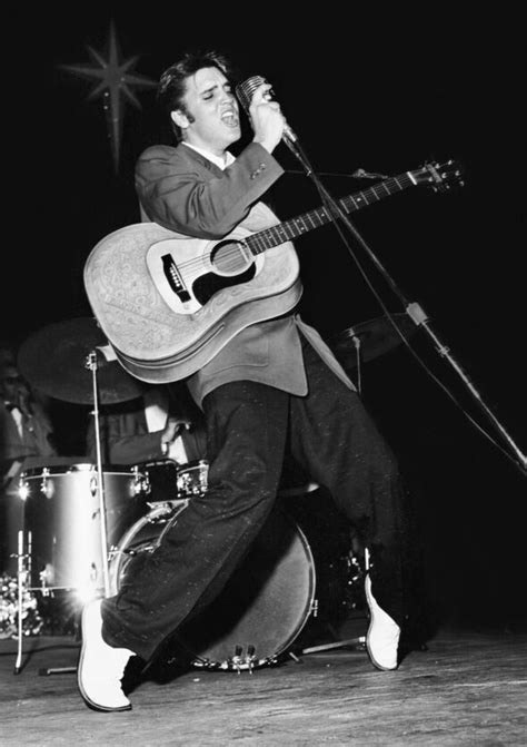 Ai Elvis Presley Hologram Set To Perform On Stage In Elvis Immersive Experience Music