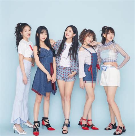 Snh Group Tom
