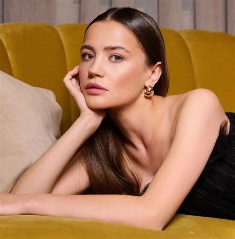 زهورالدم ديلان وباران 🩸🥀 Yağmuryüksel Explore Yağmuryüksel Explore