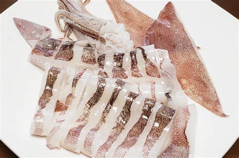 大根の下ゆではレンジで簡単、お出汁いらず「ヤリイカと大根の煮物」 丸ごと小泉武夫 食マガジン