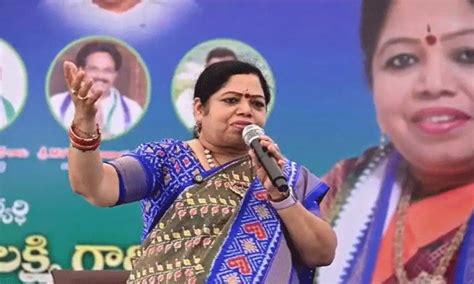 బొత్సా ఝాన్సీ ఎంపీ అయితేనే విశాఖ అభివృద్ధి పరుగులు Jhansi Is