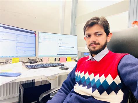 Umer Abdul Wahhab Hashmi On Linkedin Started Working As A Corporate Lawyer At Uk