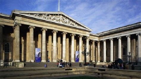 The National Art Pass Broke In London