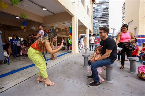 Creche Orlando Bitar Tem Bailinho De Carnaval Para As Crianças Nesta