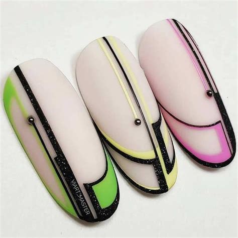 Френч маникюр 2025 модные тренды идеи декор фото Ногти Дизайнерские ногти Гвоздь