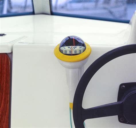 Iris 100 Compass Alex Marine