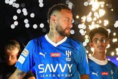 Al Hilal Neymar prend des cours d arabe Vidéo YOP L FRII