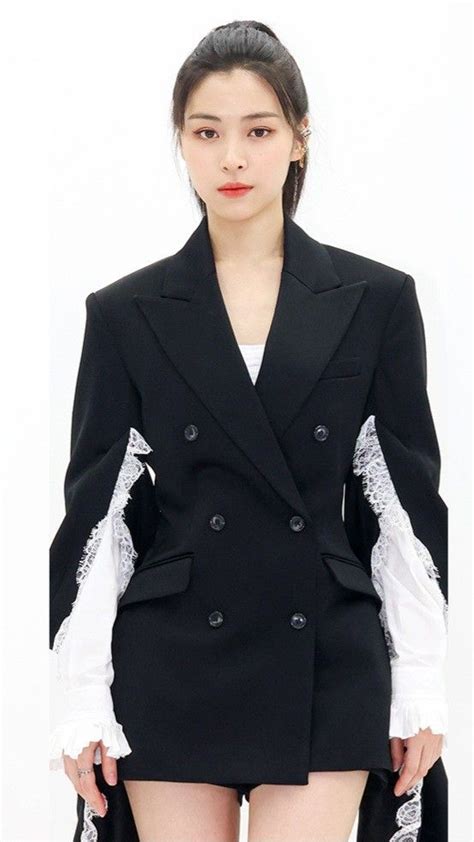 Pin By Sakhumzi Thozamile On Itzy Fashion Suit Jacket Double