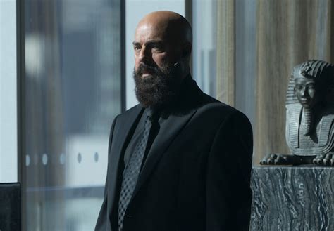Titus Welliver Previews Titans Role As Lex Luthor Bearded Look