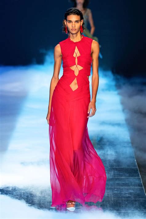 Alberta Ferretti Spring Summer 2023 RUNWAY MAGAZINE Official