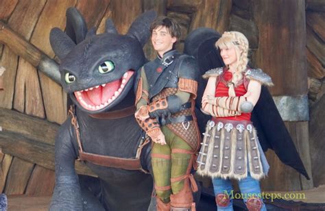 Meeting Toothless And Hiccup In Universal Epic Universe Our Photos And
