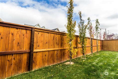 Gallery First Class Fencing 403 991 5995 T2c 2a8