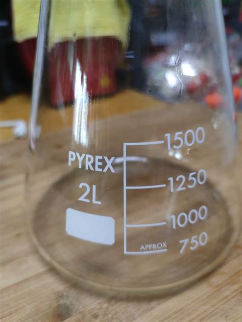 Pyrex Conical Flask 2l Food And Drinks Beverages On Carousell