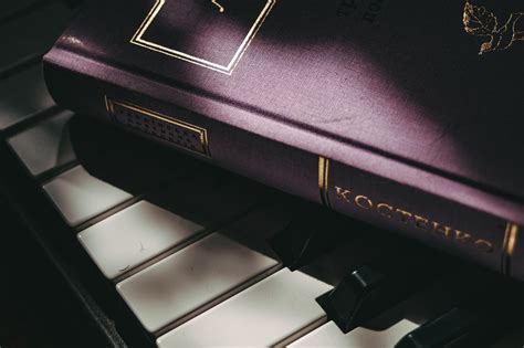 30 000 Free Books Animated And Book Images Pixabay