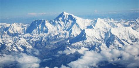 მსოფლიოში ყველაზე მაღალი მთები ტოპ 10
