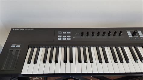 Native Instruments Komplete Kontrol S61 Midi Keyboard Original Version