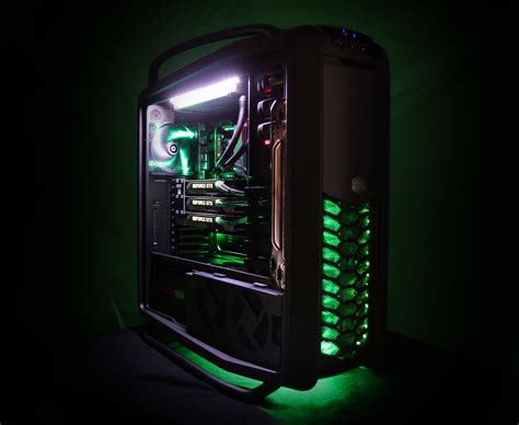The CoolerMaster Cosmos II Is Still One Of The Most Impressive Cases We