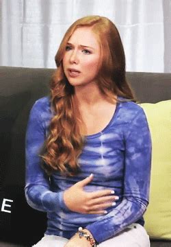 Molly Quinn Gifs