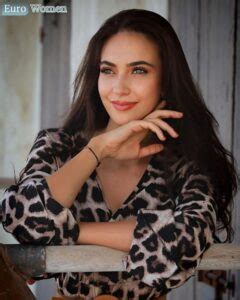 Dating Romanian Women All You Need To Know