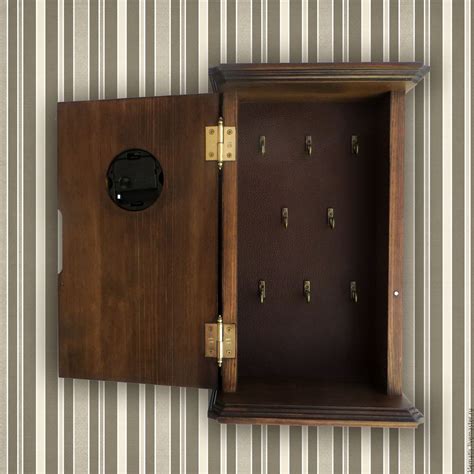 Ключница с часами Ручная работа в интернет магазине на Ярмарке Мастеров Ключницы настенные