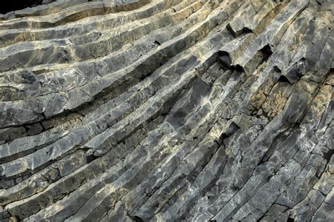 Premium Photo Black Basalt Column Formation In Vik Iceland