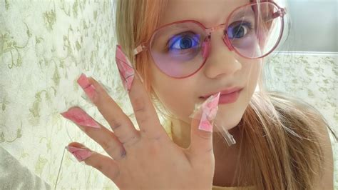 Делаем ногти из бумаги 💗 Youtube