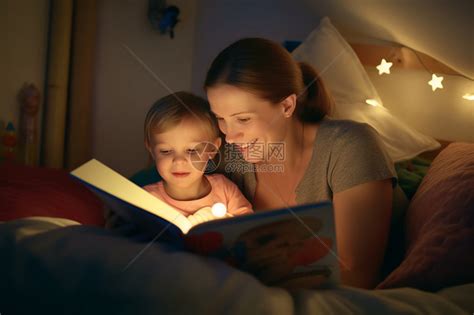 睡前阅读高清图片下载 正版图片600186876 摄图网