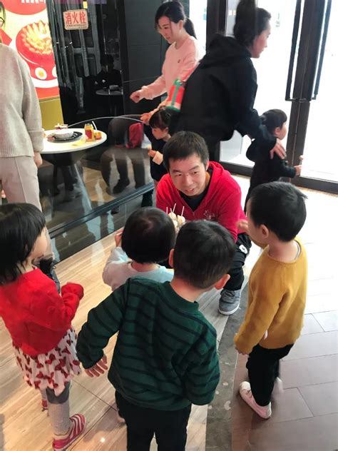 Nyc纽约国际西安早教中心：冰淇淋在冬天也能有新“玩法”：哈根达斯diy活动回顾~nyc西安高新阳光天地中心