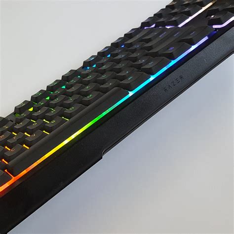 Razer 雷蛇雨林狼蛛V2RGB幻彩版吃鸡轻机械手感薄膜有线游戏键盘 虎窝淘