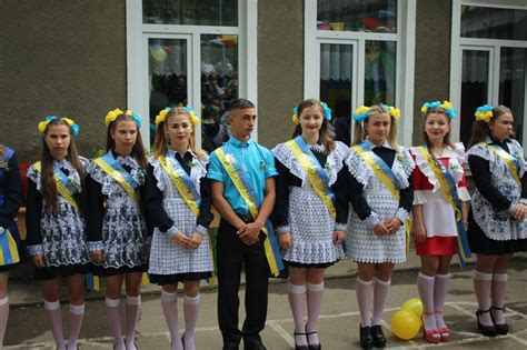 Свято Останнього дзвоника сайті Слобідської гімназії Новоселицької міської ради