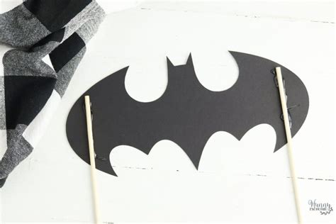 Easy Batman Birthday Cake With Diy Cake Topper