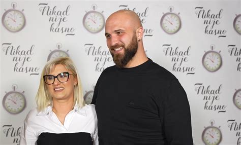 Pevačica Milica Nikolić Vailica Se Porodila