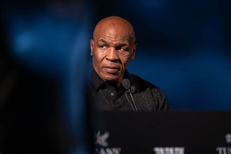 Boks Mike Tyson kontra Jake Paul Netflix pokaże popisy w Teksasie Legenda bosku czy showman