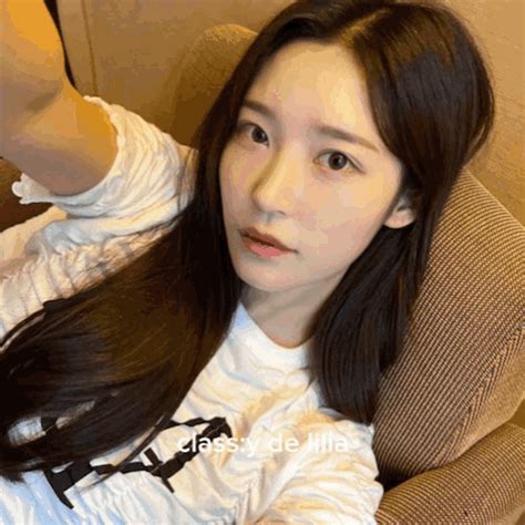 Classy De GIF Classy De Lilia Discover Share GIFs