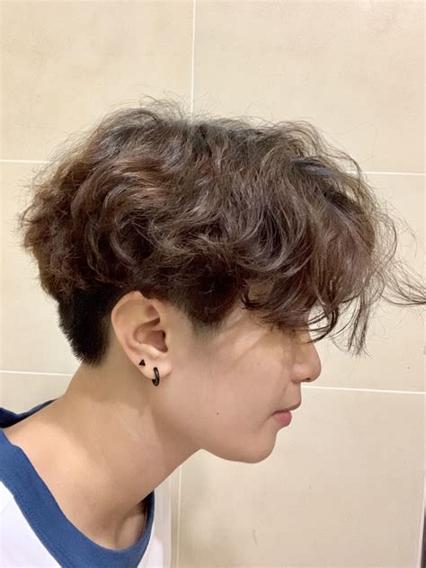 ปักพินโดย Zhe Rui Koh ใน Perm ผมสั้นผู้ชาย ทรงผมใหม่ ไอเดียทรงผม