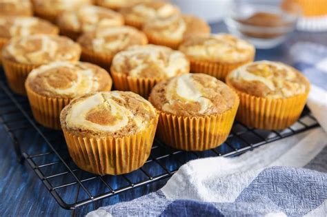 Pumpkin Cream Cheese Muffins Video Dessert Now Dinner Later