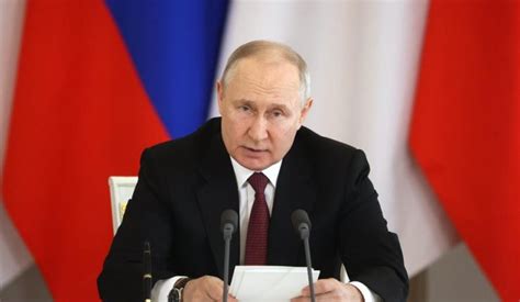 Putin advierte que utilizará bombas de racimo si Ucrania las despliega
