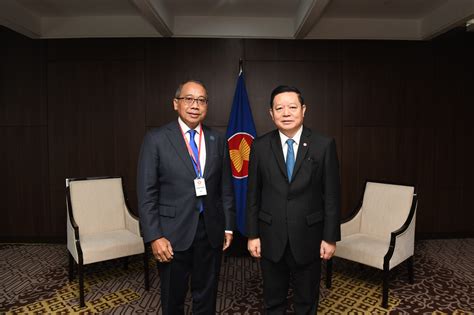 Secretary General Of Asean Meets Asean Ipr Executive Director Asean