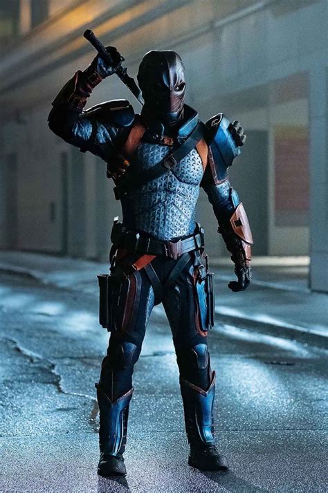 Deathstroke Costume Injustice
