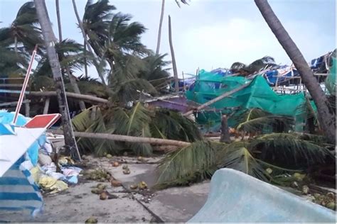 Cyclone Ockhi Navy Deploys 10 More Ships For Rescue Operations In